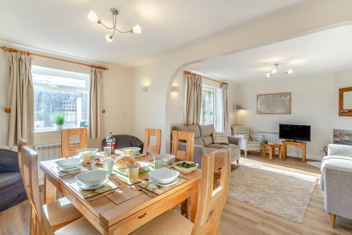 Landhaus ∙ 3 Schlafzimmer ∙ 6 Gäste - Thornton Dale