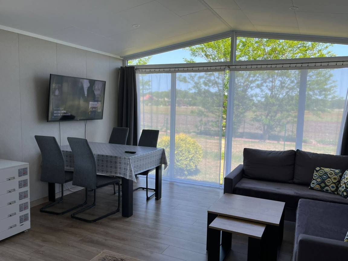 60 M² Ferienwohnung ∙ 2 Schlafzimmer ∙ 5 Gäste - Altwarp