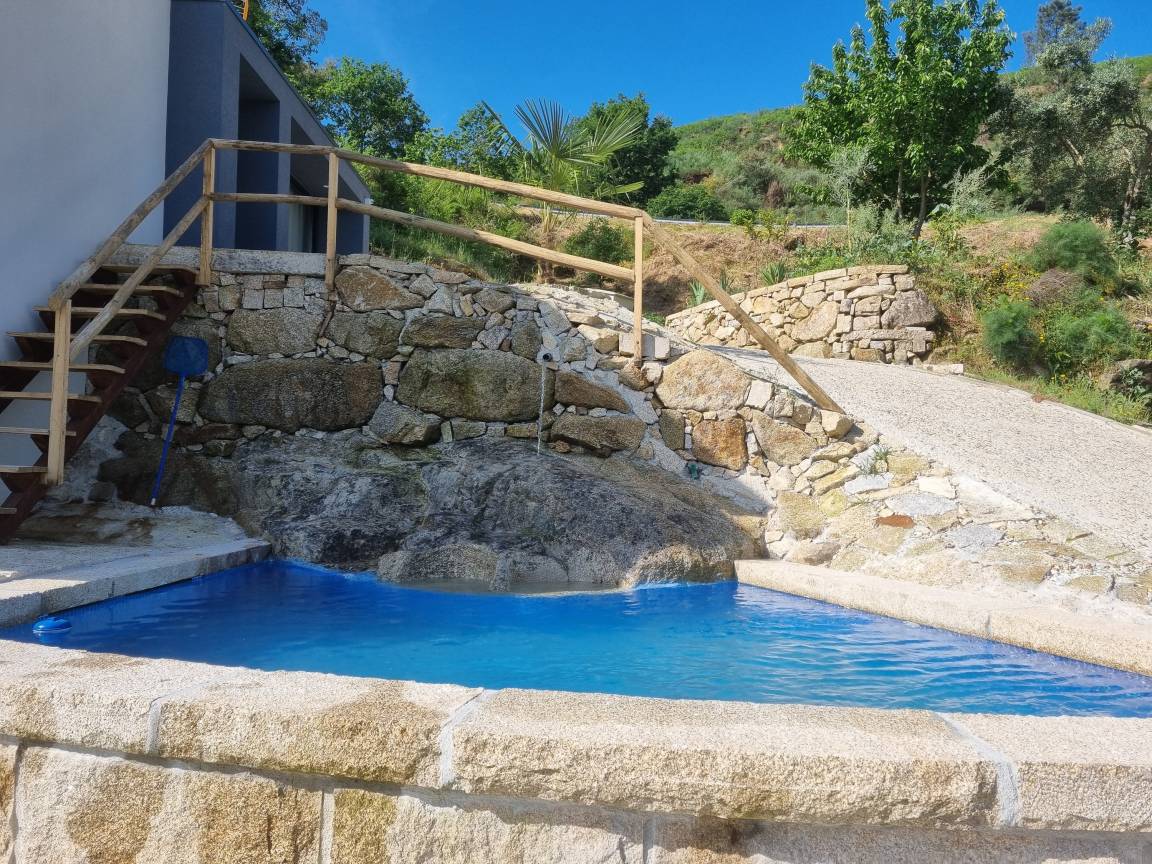 80 M² Casa ∙ 2 Quartos ∙ 5 Hóspedes - Mondim de Basto