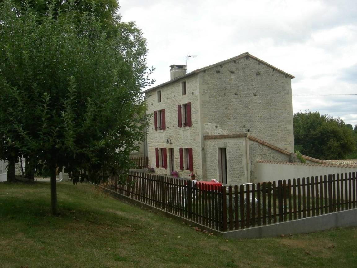 80 M² Gîte ∙ 2 Chambres ∙ 5 Personnes - Deux-Sèvres