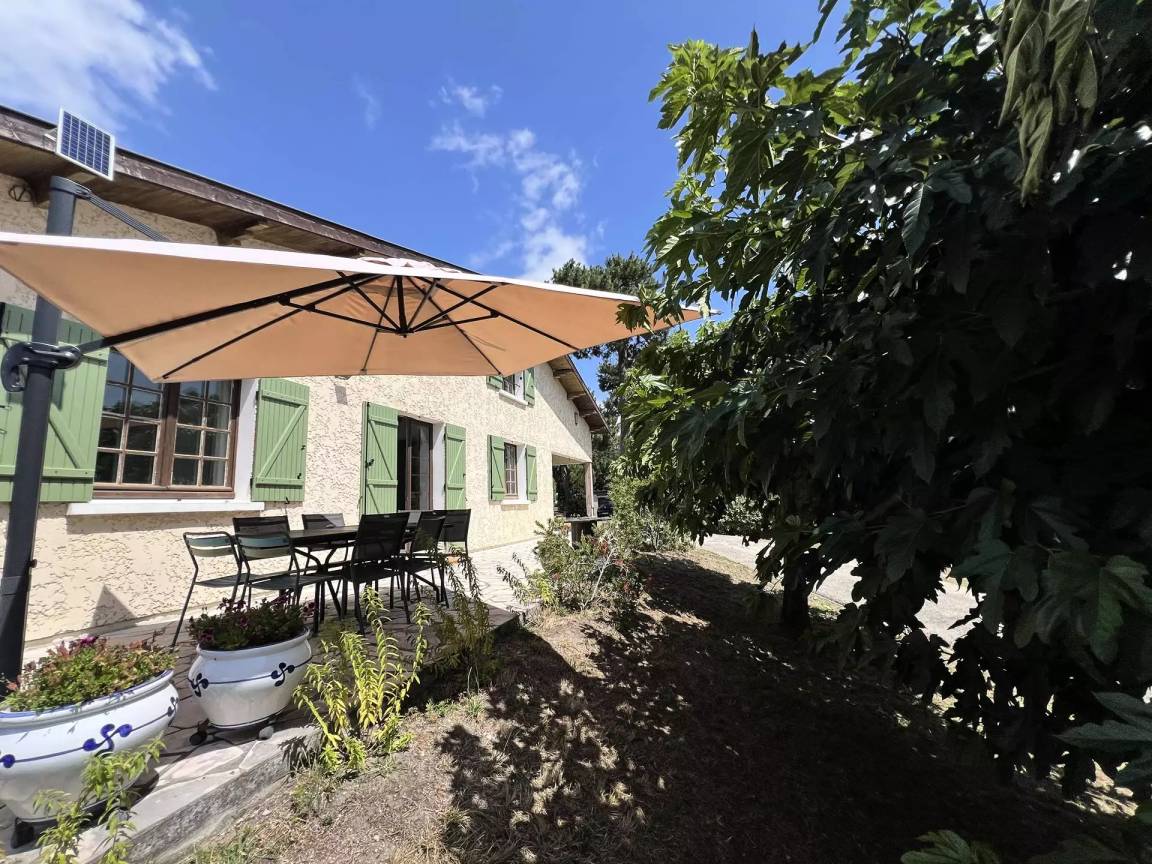 150 M² Maison De Vacances ∙ 5 Chambres ∙ 10 Personnes - Meschers-sur-Gironde