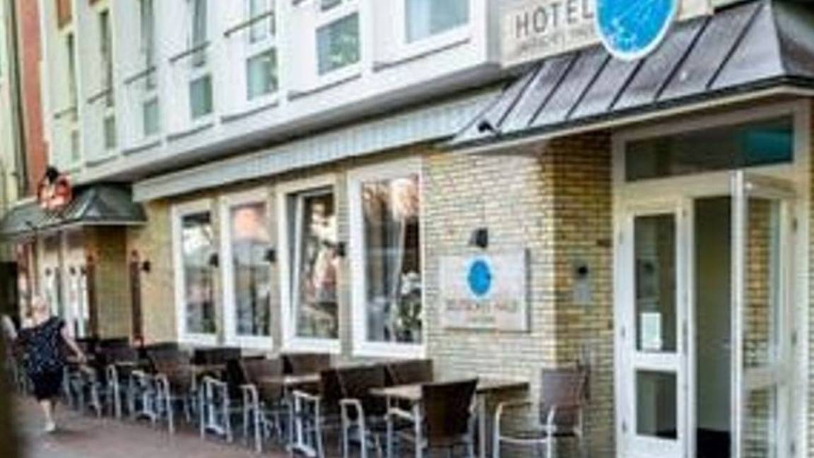 17 M² Hôtel ∙ 1 Chambre ∙ 2 Personnes - Emden