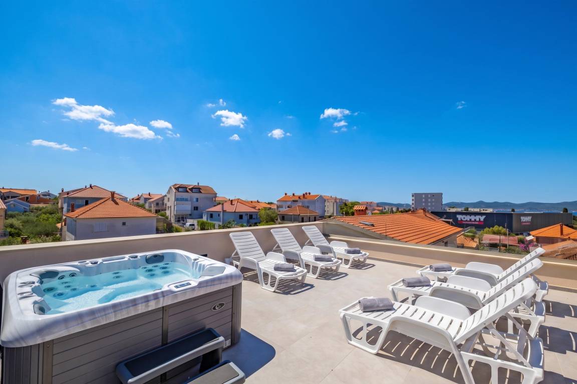 100 M² Appartement ∙ 3 Chambres ∙ 7 Personnes - Zadar