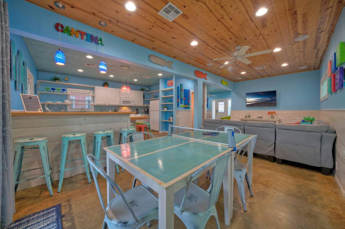 135 M² Ferienhaus ∙ 3 Schlafzimmer ∙ 10 Gäste - Port Aransas, TX