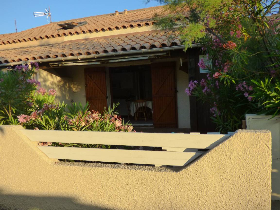 50 M² House ∙ 2 Bedrooms ∙ 4 Guests - Saint-Pierre-la-Mer