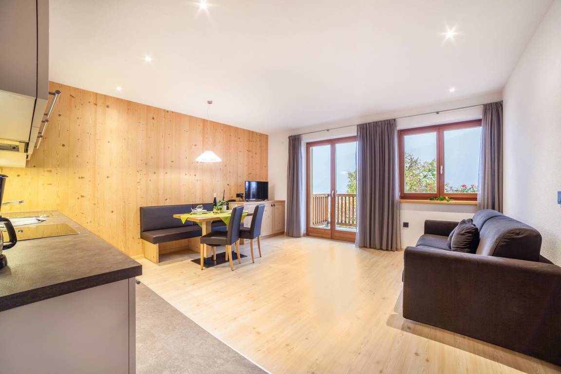 68 M² Ferienwohnung ∙ 2 Schlafzimmer ∙ 6 Gäste - Ulten