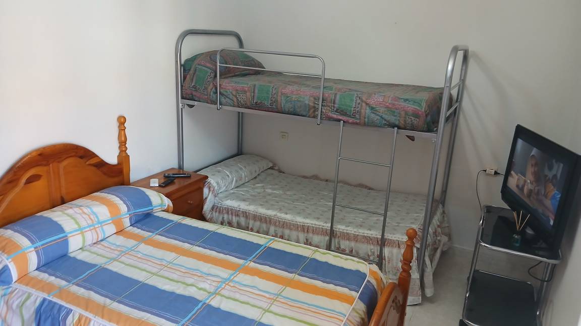 16 M² Private Room ∙ 1 Bedroom ∙ 3 Guests - Toledo