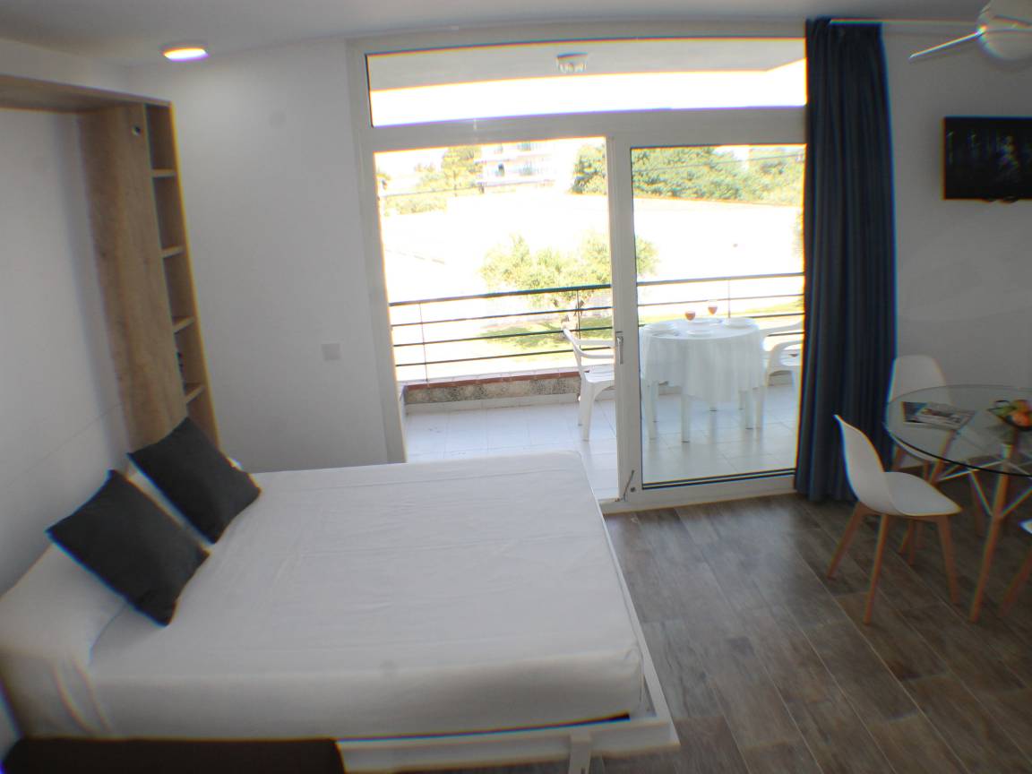 45 M² Apartment ∙ 1 Bedroom ∙ 4 Guests - Cadaqués