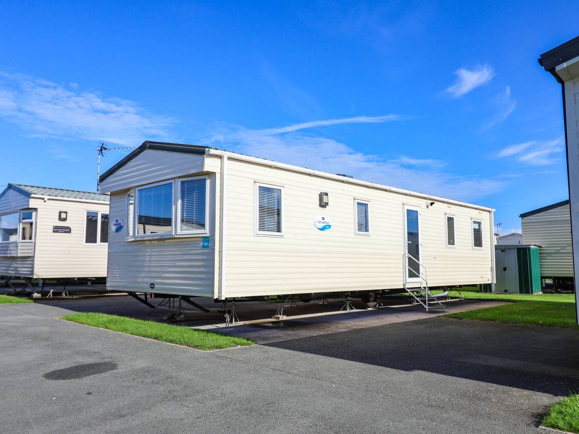 Cottage ∙ 3 Bedrooms ∙ 6 Guests - Rhyl