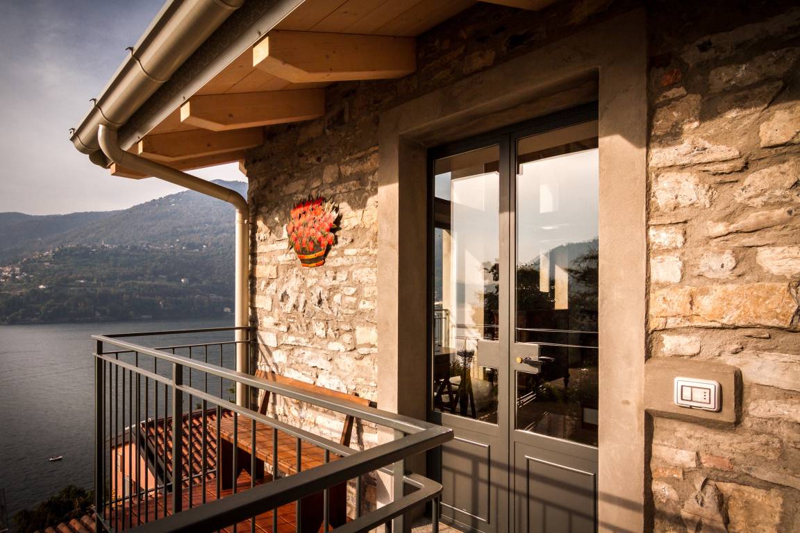 65 M² Ferienwohnung ∙ 2 Schlafzimmer ∙ 4 Gäste - Cernobbio