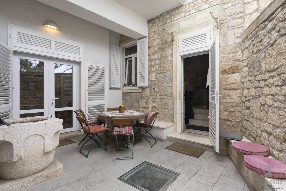 90 M² House ∙ 2 Bedrooms ∙ 4 Guests - Brač