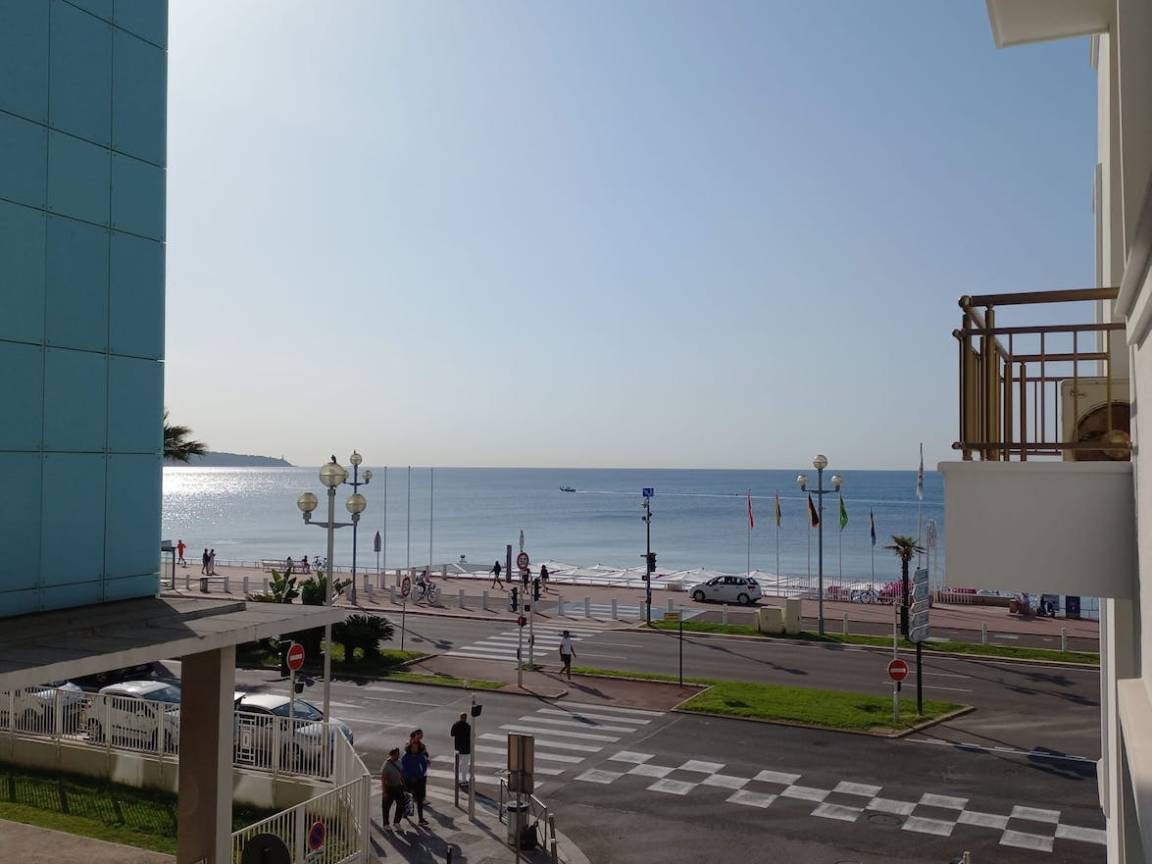 65 M² Appartement ∙ 2 Chambres ∙ 5 Personnes - ibis budget Nice Californie Lenval
