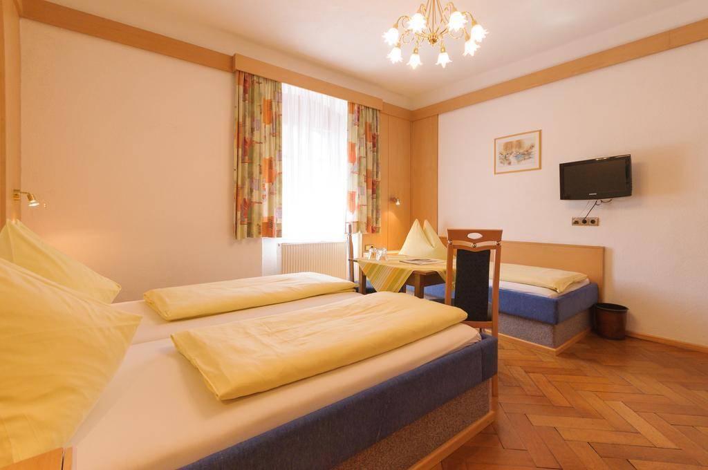 Hotel ∙ 1 Bedroom ∙ 3 Guests - Innsbruck