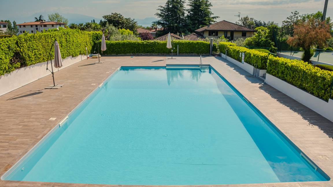 75 M² Appartamento Vacanza ∙ 2 Camere Da Letto ∙ 5 Ospiti - Padenghe Sul Garda