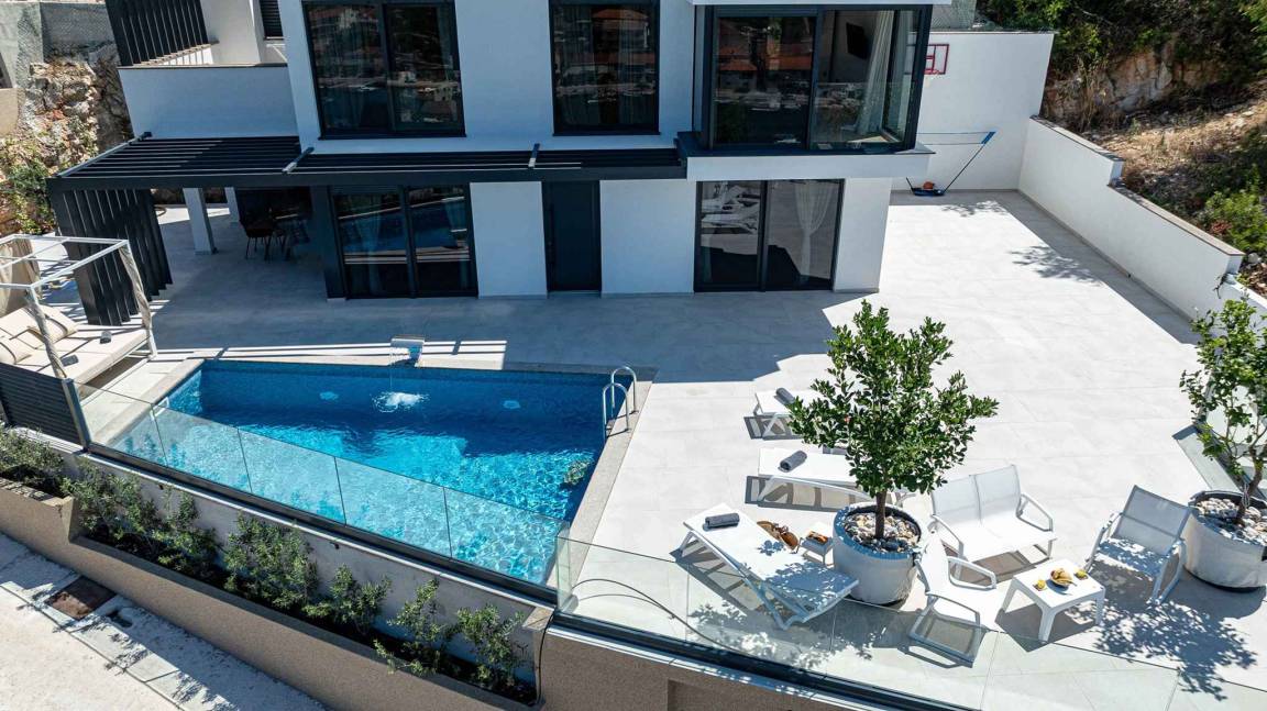 120 M² Villa ∙ 2 Schlafzimmer ∙ 5 Gäste - Vela Luka