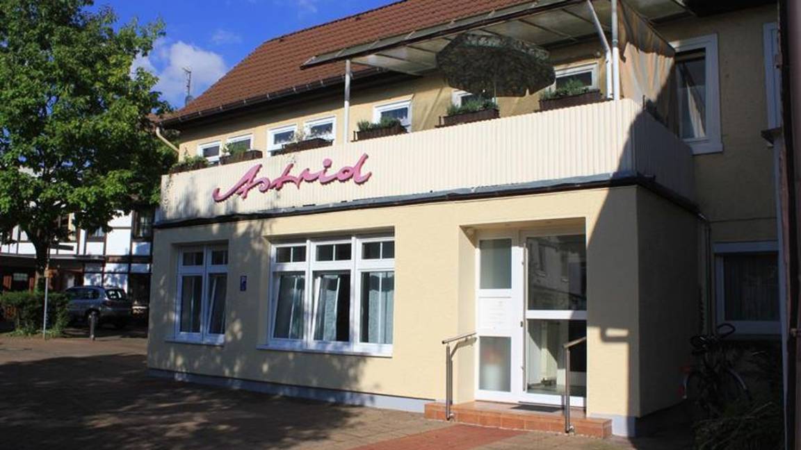 58 M² Ferienwohnung ∙ 1 Schlafzimmer ∙ 4 Gäste - Extertal