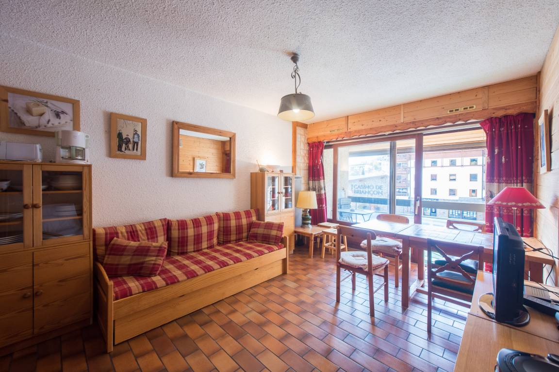 47 M² Apartment ∙ 2 Bedrooms ∙ 4 Guests - Briançon