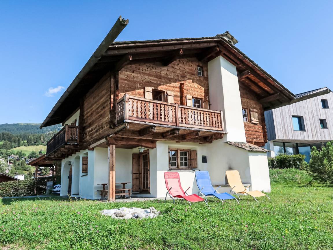 126 M² Ferienhaus ∙ 4 Schlafzimmer ∙ 7 Gäste - Kanton Graubünden