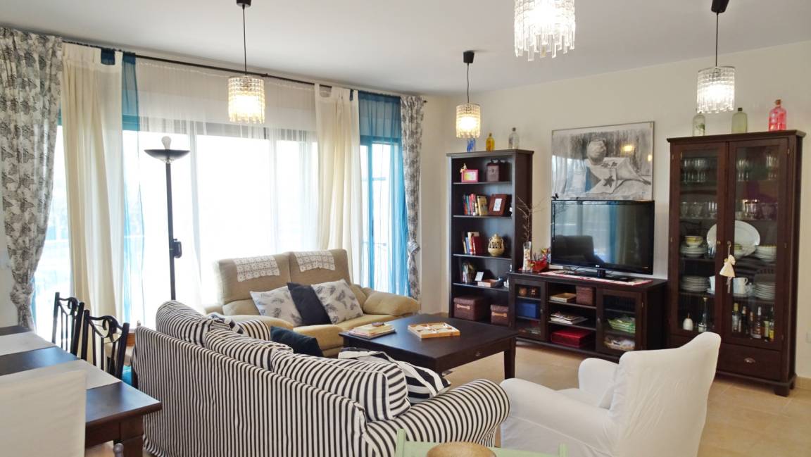 100 M² Apartment ∙ 3 Bedrooms ∙ 6 Guests - Oliva