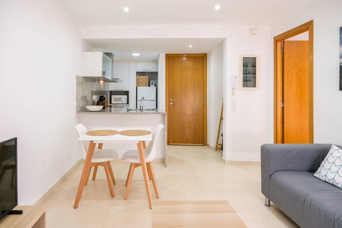 60 M² Apartment ∙ 1 Bedroom ∙ 2 Guests - Besalú