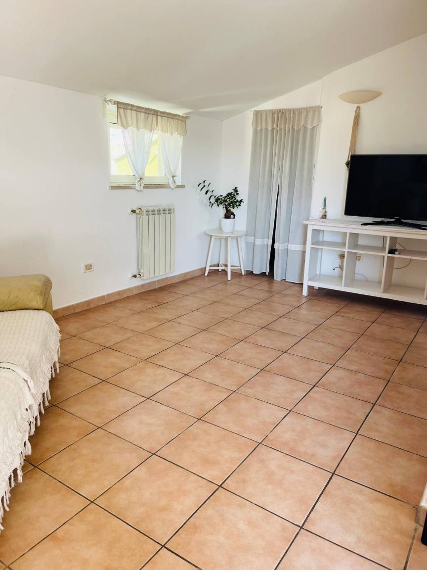 70 M² Ferienwohnung ∙ 2 Schlafzimmer ∙ 5 Gäste - Montesilvano
