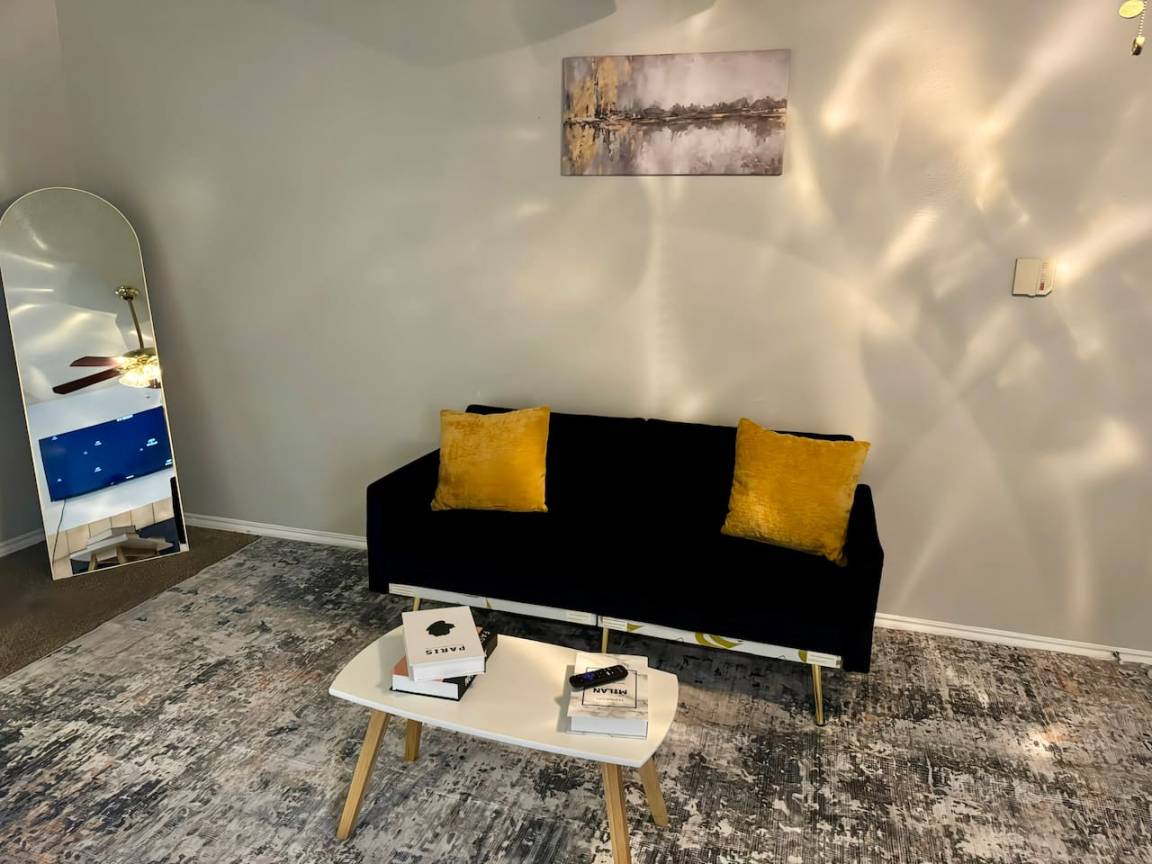 Apartment ∙ 1 Bedroom ∙ 4 Guests - Elm Creek - San Antonio