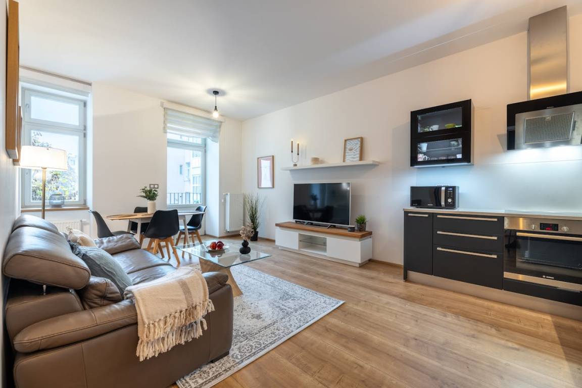 63 M² Appartamento Vacanza ∙ 1 Camera Da Letto ∙ 4 Ospiti - Praga