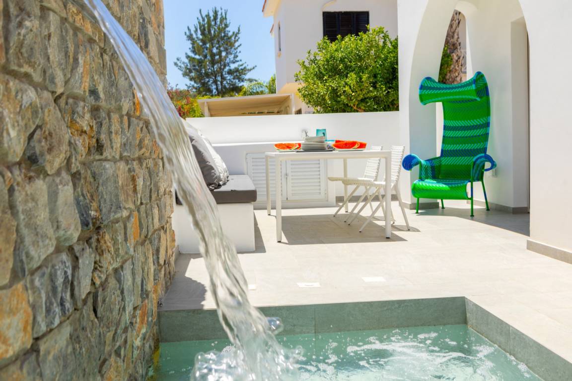 150 M² Villa ∙ 4 Bedrooms ∙ 7 Guests - Fig Tree