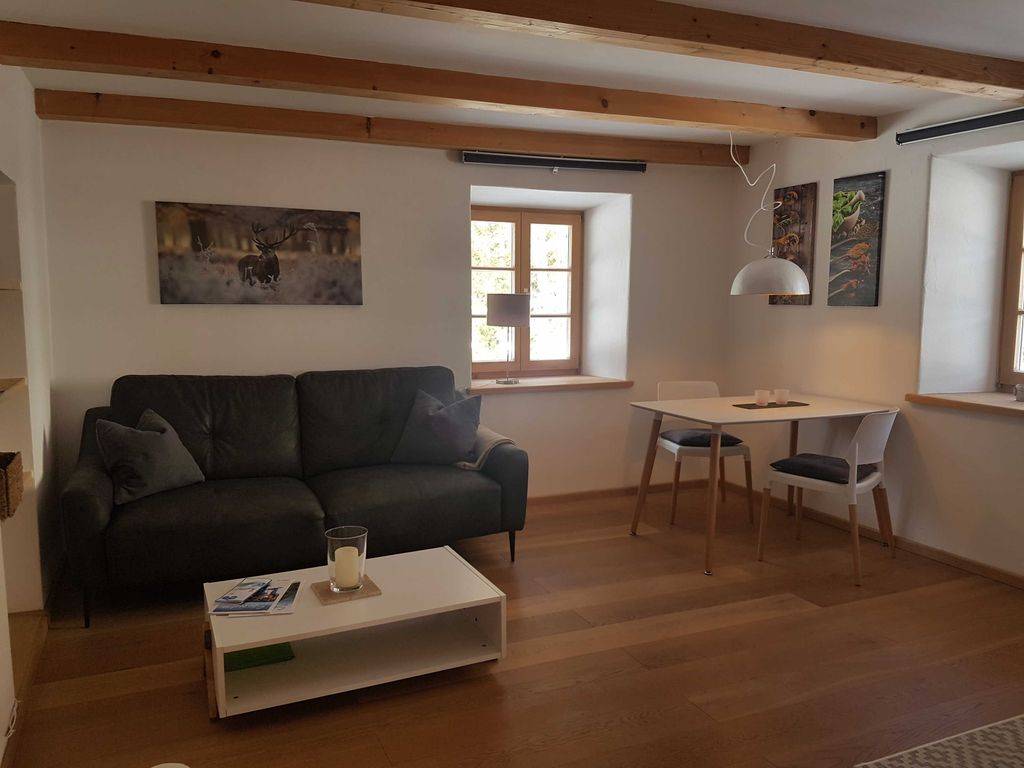 45 M² Ferienwohnung ∙ 1 Schlafzimmer ∙ 2 Gäste - Lenggries