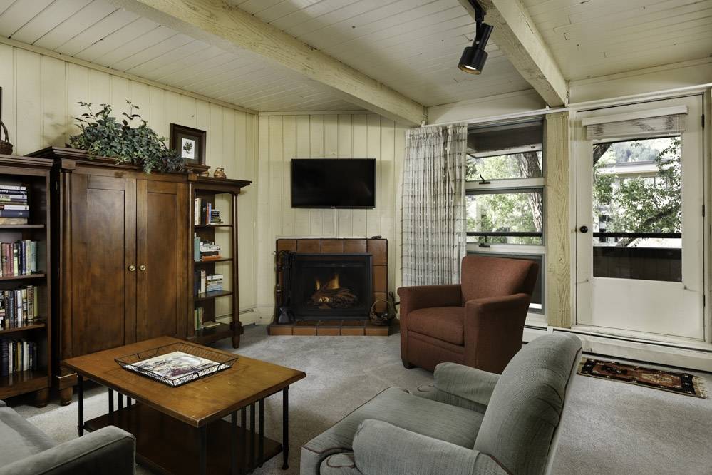 88 M² Condo ∙ 2 Bedrooms ∙ 4 Guests - Aspen, CO