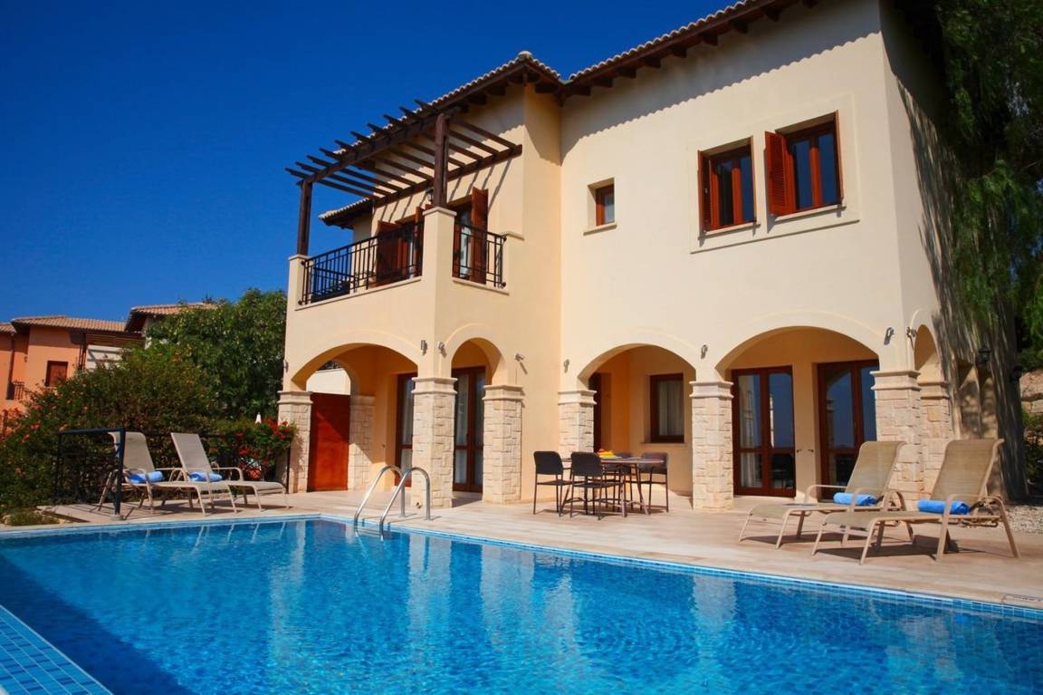 200 M² Villa ∙ 3 Bedrooms ∙ 6 Guests - Писсури