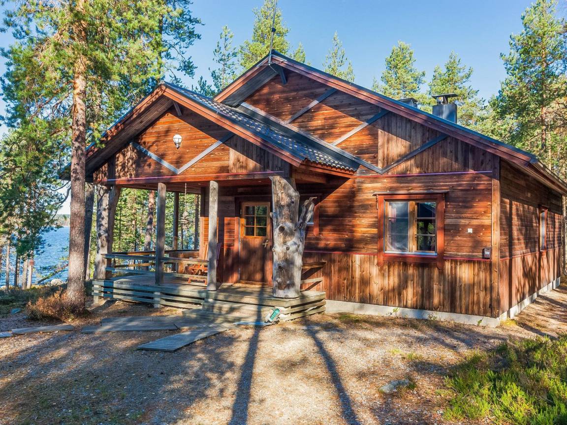 91 M² Talo ∙ 3 Makuuhuonetta ∙ 8 Vierasta - Nurmes
