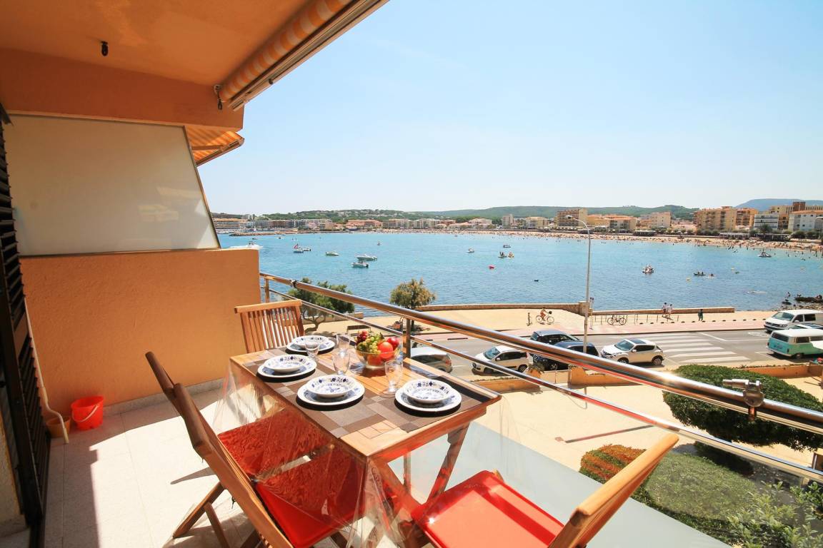 47 M² Huoneisto ∙ 1 Makuuhuone ∙ 4 Vierasta - L'Escala