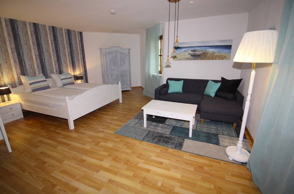 42 M² Studio ∙ 1 Schlafzimmer ∙ 2 Gäste - Buggingen
