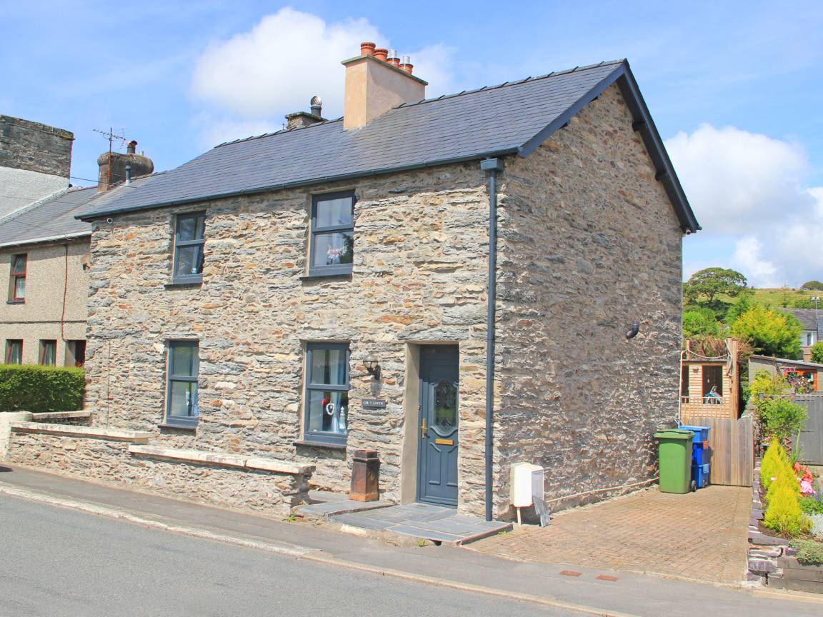 Cottage ∙ 3 Bedrooms ∙ 6 Guests - Criccieth