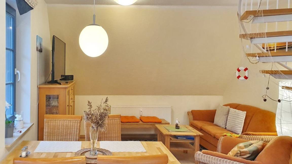 72 M² Ferienwohnung ∙ 3 Schlafzimmer ∙ 6 Gäste - Prerow