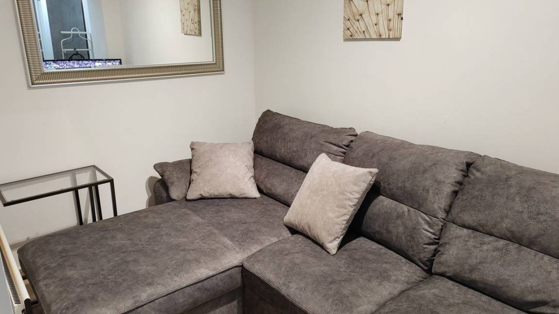 28 M² Hotel ∙ 1 Schlafzimmer ∙ 3 Gäste - Zagreb