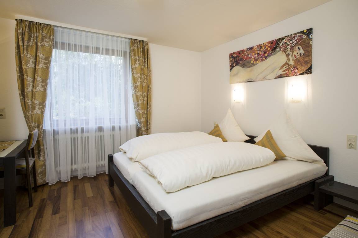 63 M² Ferienwohnung ∙ 1 Schlafzimmer ∙ 4 Gäste - Hinterzarten