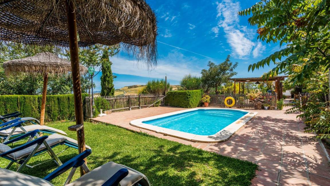 60 M² House ∙ 2 Bedrooms ∙ 4 Guests - Antequera