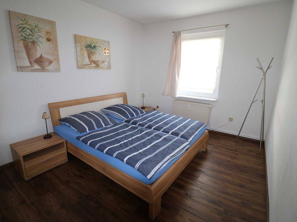 72 M² Ferienwohnung ∙ 2 Schlafzimmer ∙ 6 Gäste - Malchin