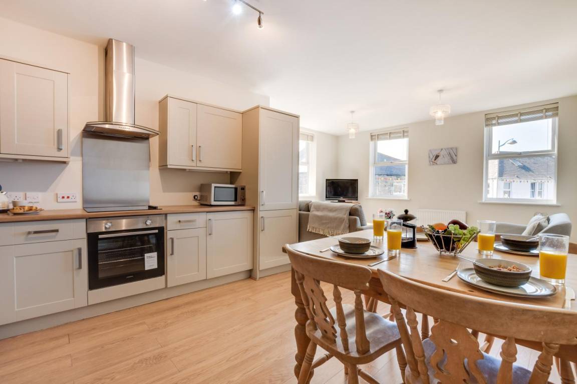 Apartment ∙ 2 Bedrooms ∙ 4 Guests - Bamburgh