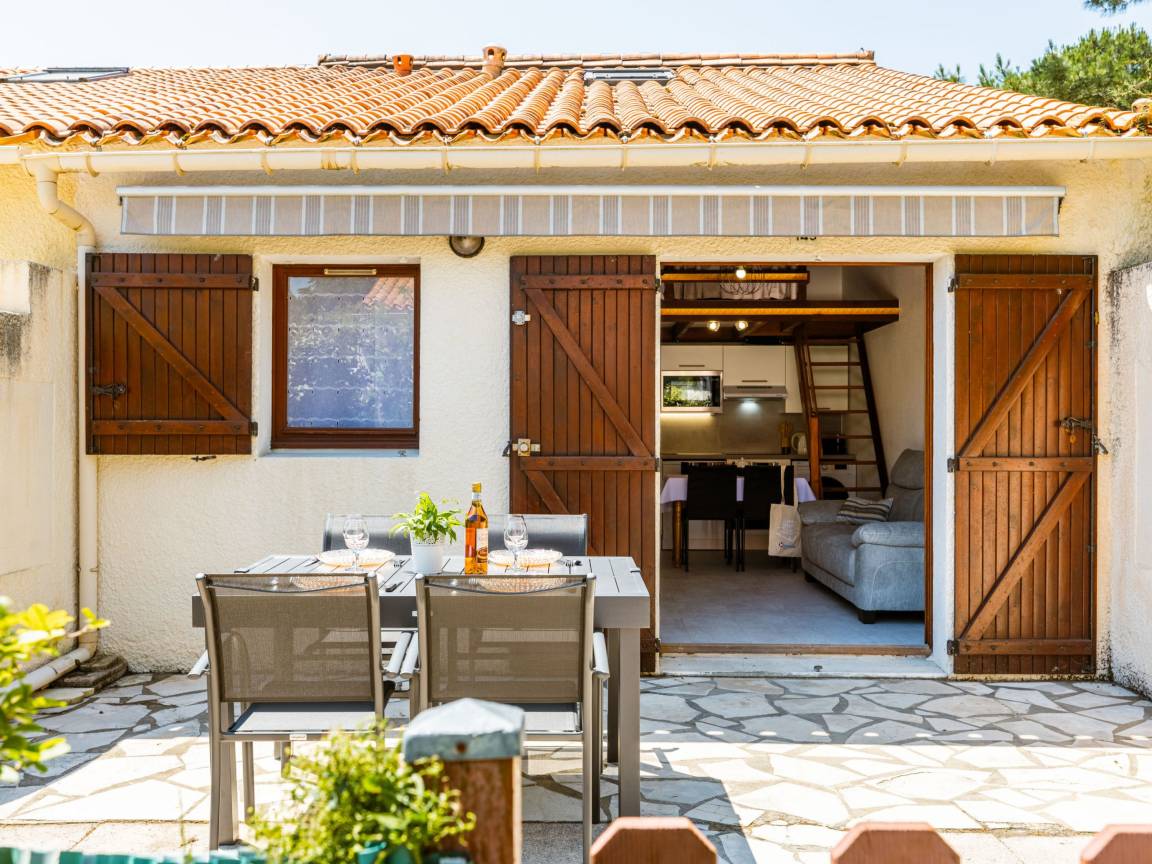 33 M² Ferienhaus ∙ 1 Schlafzimmer ∙ 4 Gäste - La Palmyre