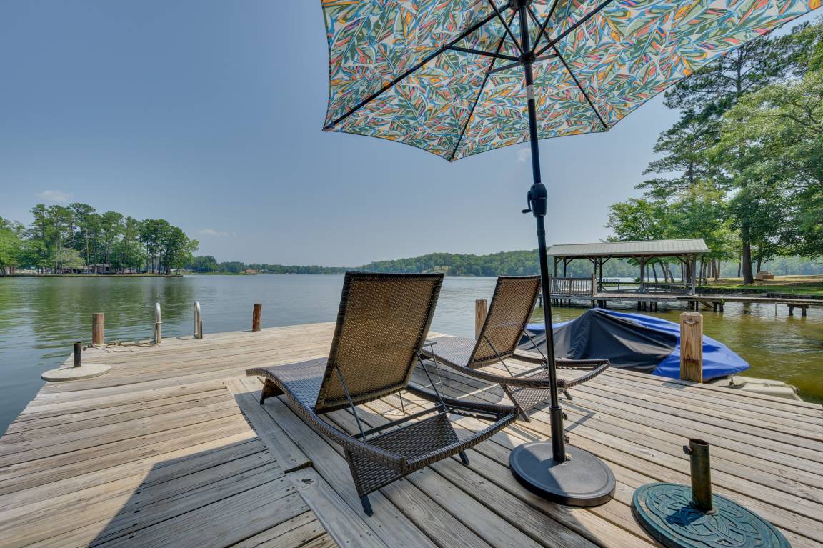 92 M² Cottage ∙ 2 Bedrooms ∙ 7 Guests - Lake Sinclair, GA