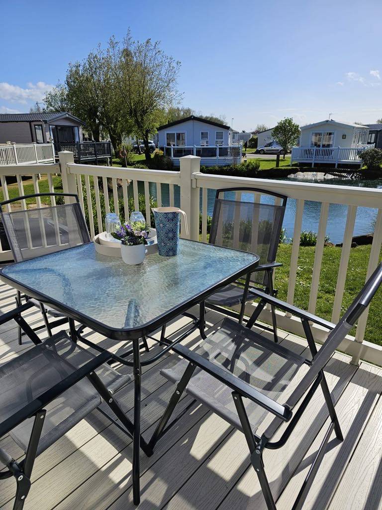 70 M² Lodge ∙ 2 Bedrooms ∙ 6 Guests - Norfolk