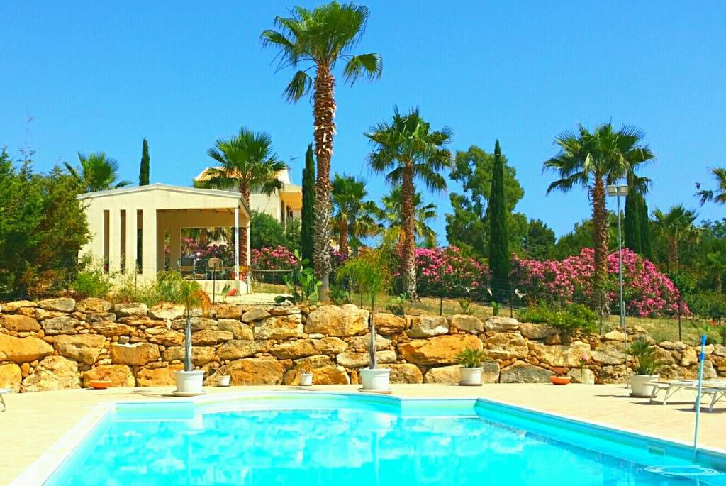 360 M² Villa ∙ 5 Bedrooms ∙ 51 Guests - Szicília