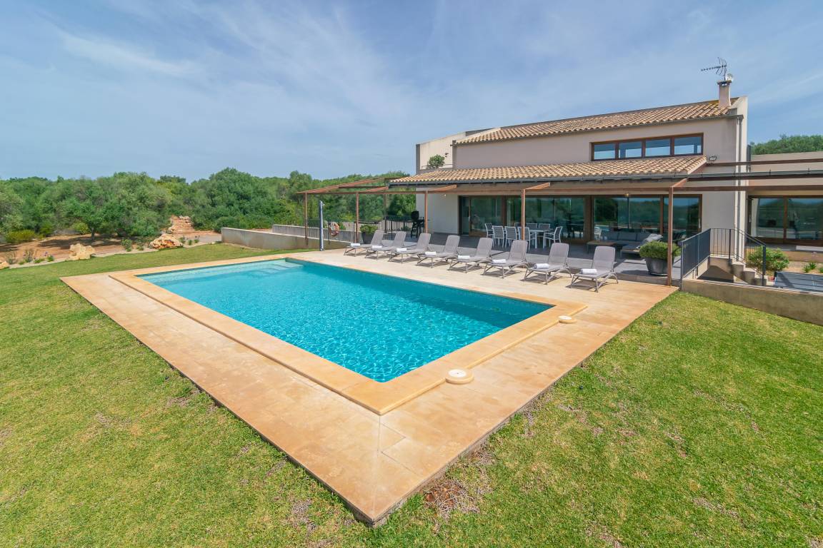 247 M² Villa ∙ 4 Chambres ∙ 8 Personnes - Felanitx
