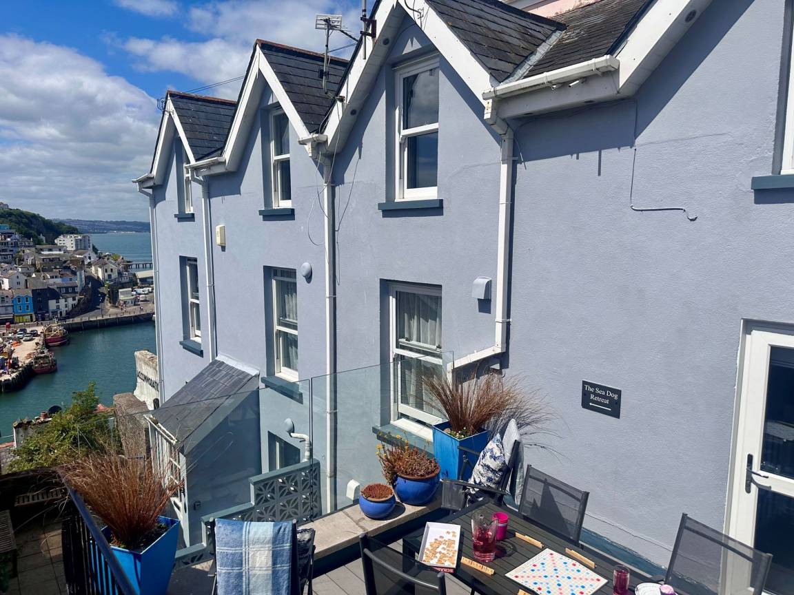 Cottage ∙ 3 Bedrooms ∙ 6 Guests - Paignton