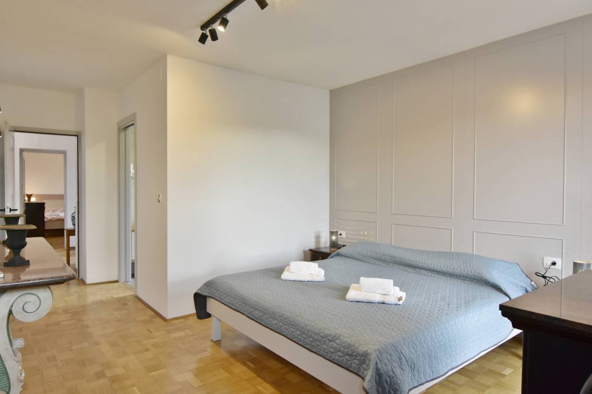 96 M² Ferienhaus ∙ 3 Schlafzimmer ∙ 6 Gäste - Portorož