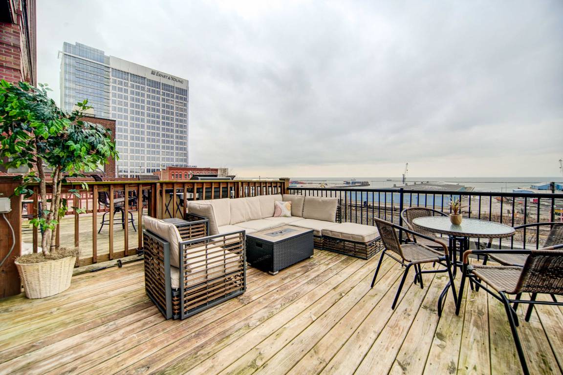 74 M² Apartamento ∙ 1 Habitación ∙ 3 Huéspedes - Cleveland