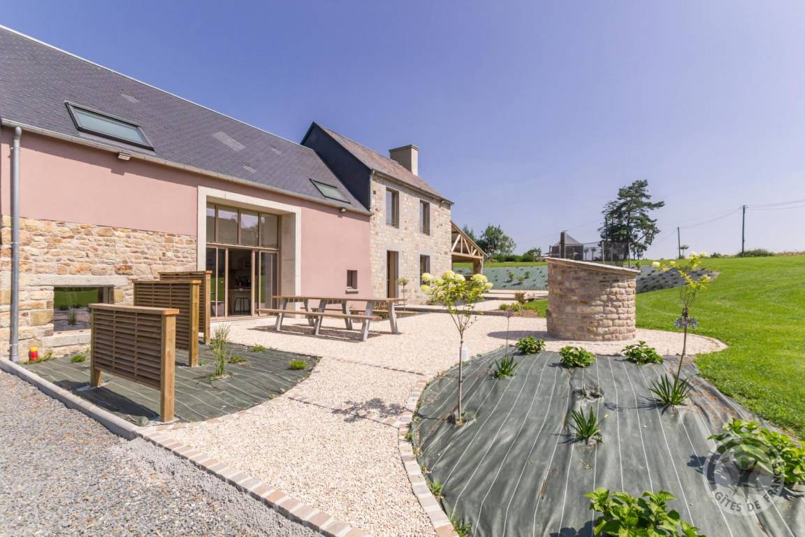 140 M² Gîte ∙ 4 Chambres ∙ 10 Personnes - Cotentin